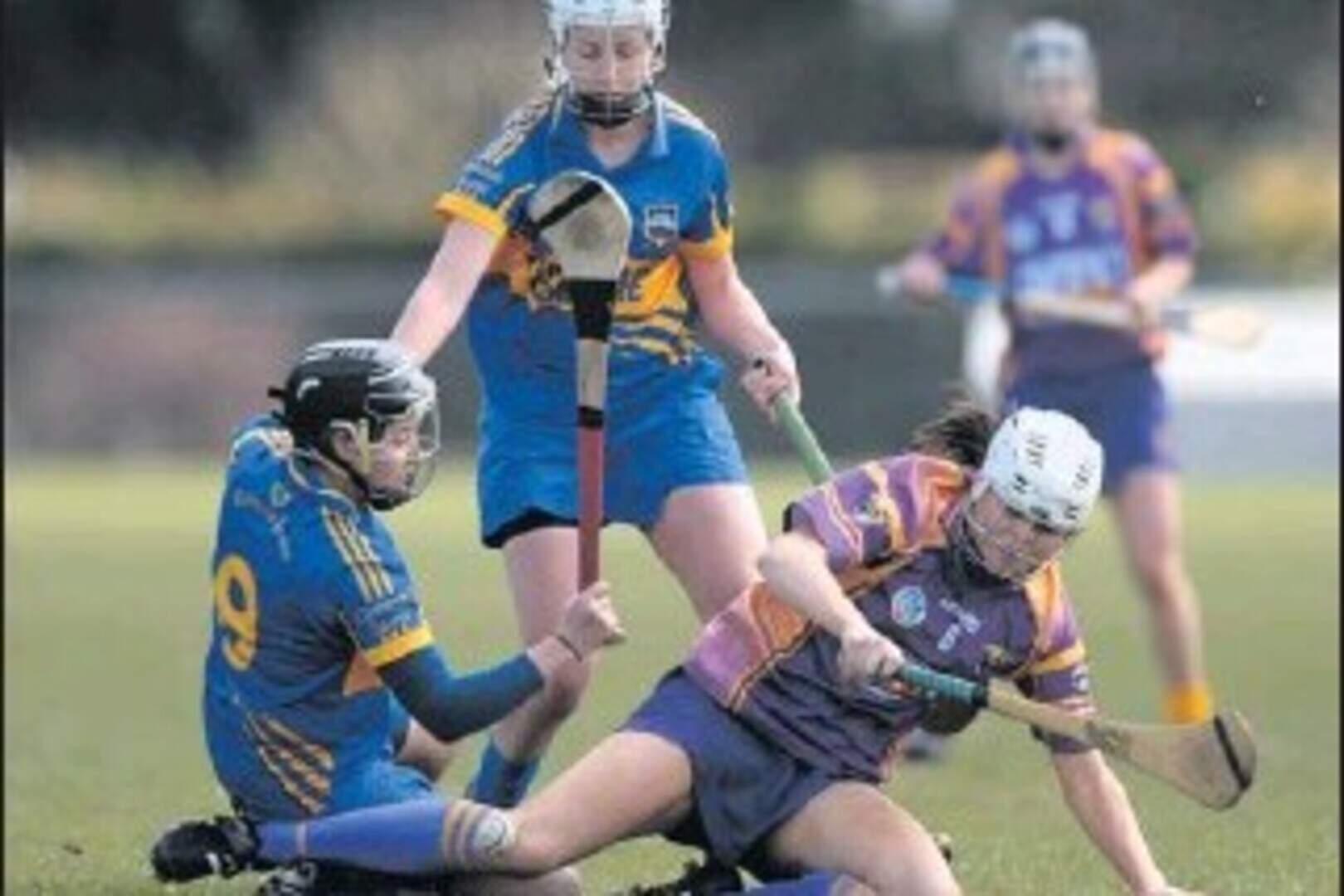Model girls secure top spot with decisive win | Irish Independent