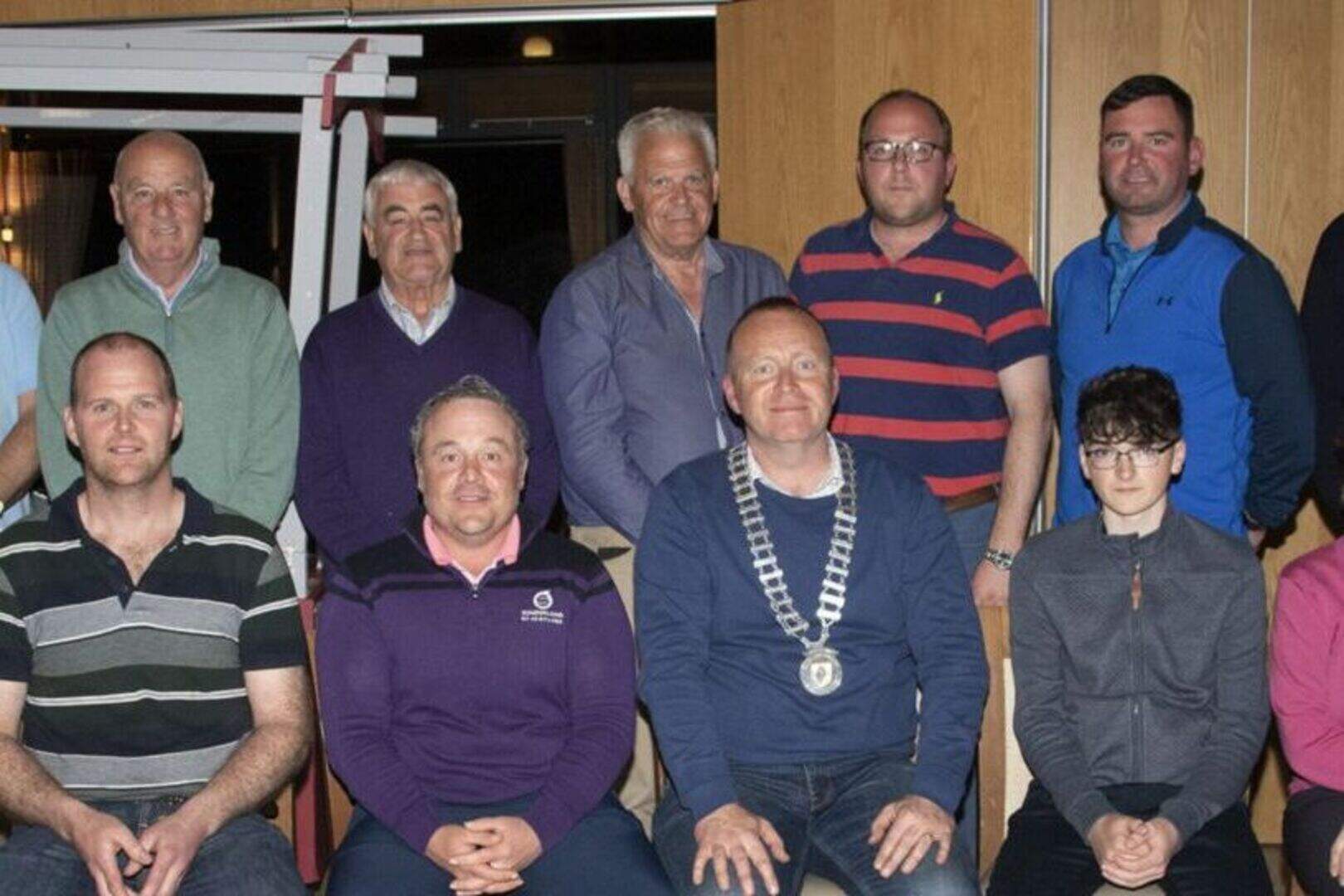 Fundraiser for St Peter's College proves to be a tee-riffic success ...