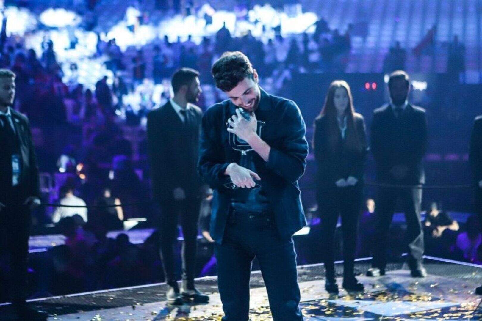 Bisexual Eurovision champion shares message of acceptance following win ...